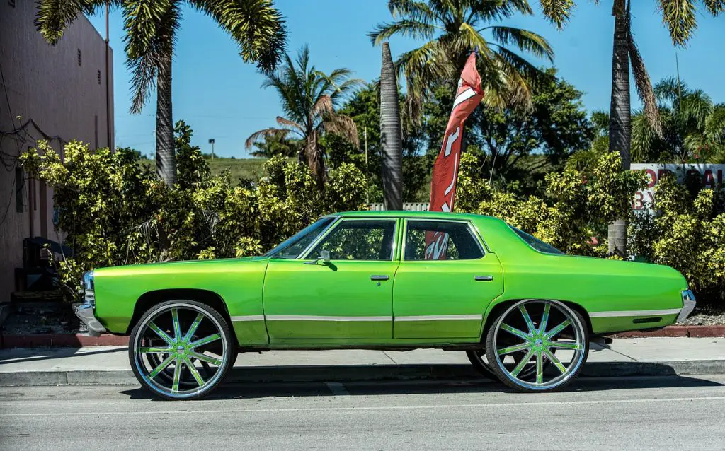 What is a Donk Car: What Sets Them Apart?